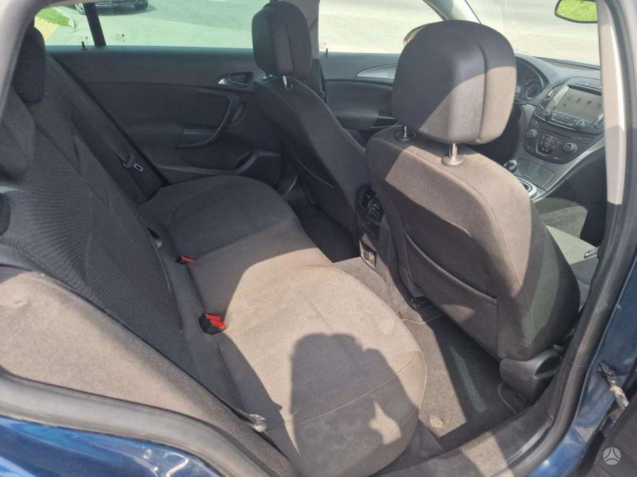 Zils Opel Insignia 2014 Kauņa, ar dzinēja tilpumu 1.96 L un nobraukumu 297 tūkst. km par 5300 €, foto 25 vietnē AUTOMOTO.COM.LV