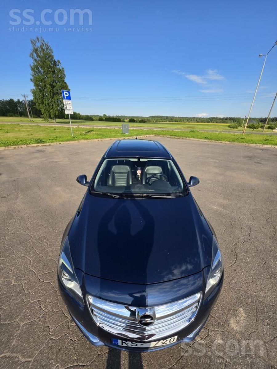 Zils Opel Insignia 2014 Daugavpils, ar dzinēja tilpumu 2.00 L un nobraukumu 302 tūkst. km par 4300 €, foto 4 vietnē AUTOMOTO.COM.LV