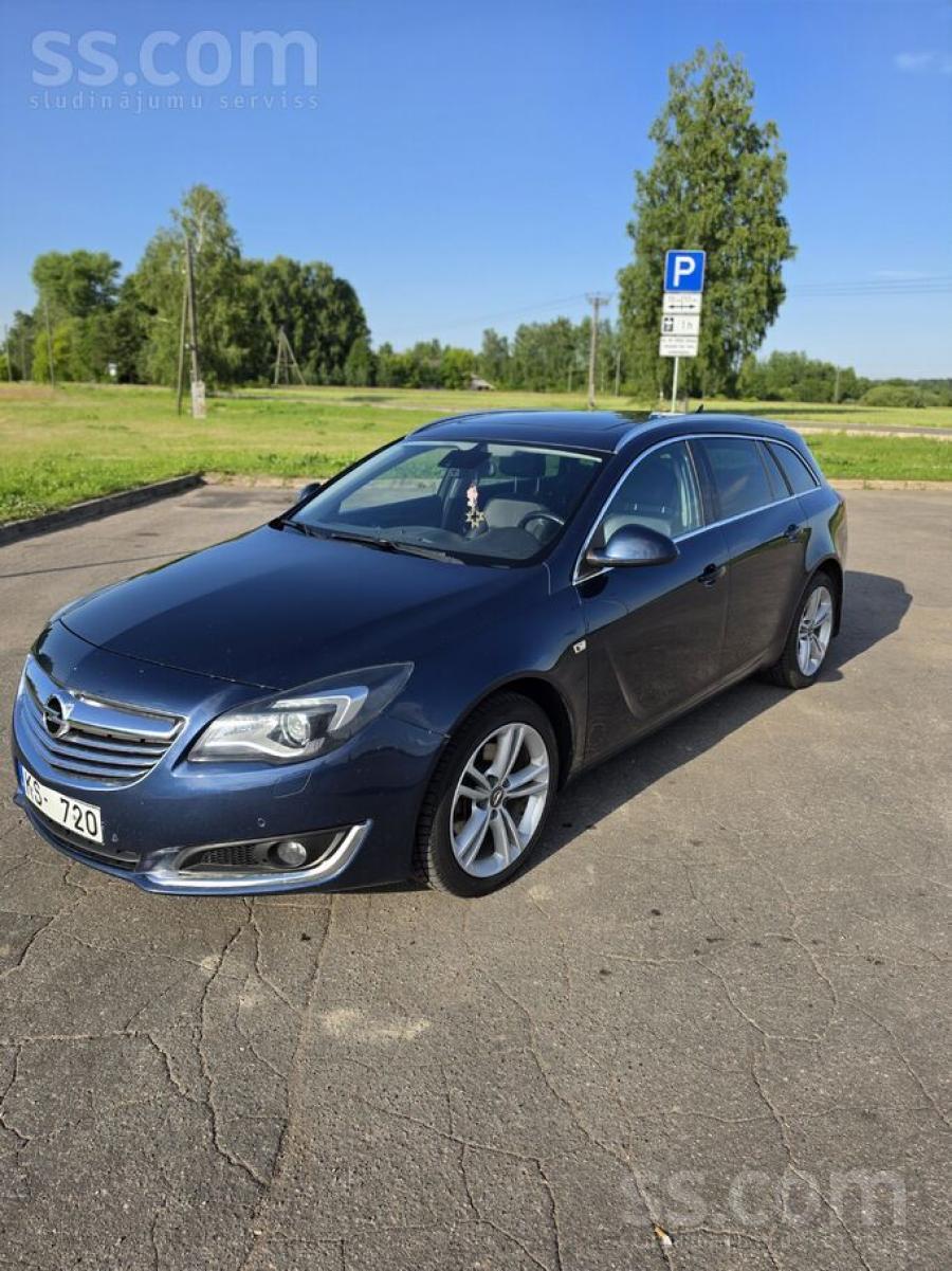 Zils Opel Insignia 2014 Daugavpils, ar dzinēja tilpumu 2.00 L un nobraukumu 302 tūkst. km par 4300 €, foto 7 vietnē AUTOMOTO.COM.LV