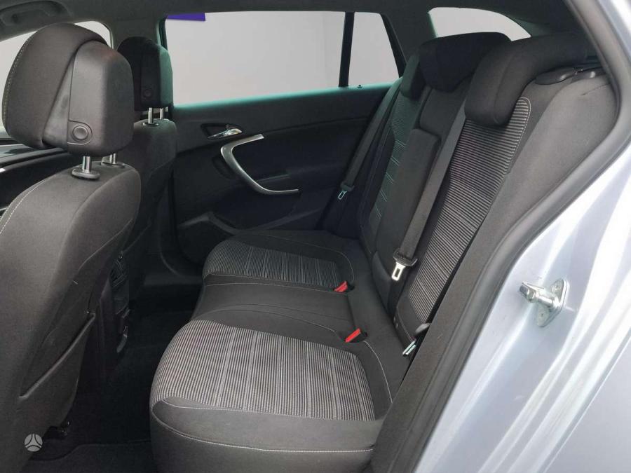 Zils Opel Insignia 2014 Viļņa, ar dzinēja tilpumu 2.00 L un nobraukumu 213 tūkst. km par 5999 €, foto 13 vietnē AUTOMOTO.COM.LV