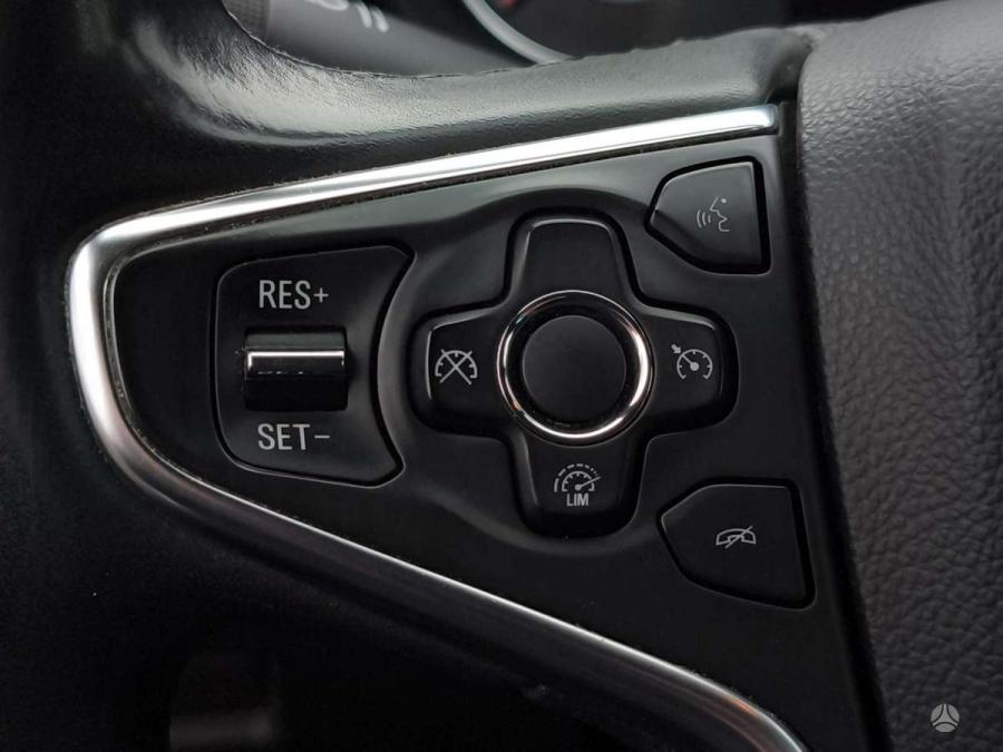 Zils Opel Insignia 2014 Viļņa, ar dzinēja tilpumu 2.00 L un nobraukumu 213 tūkst. km par 5999 €, foto 17 vietnē AUTOMOTO.COM.LV
