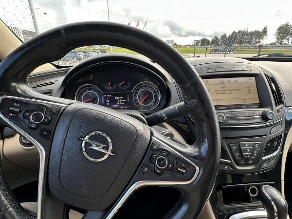 Blue Opel Insignia 2014 in Vilnius, with an engine capacity of 1.96 L and mileage of 362 thousand km for 3900 €, photo 10 on AUTOMOTO.COM.LV