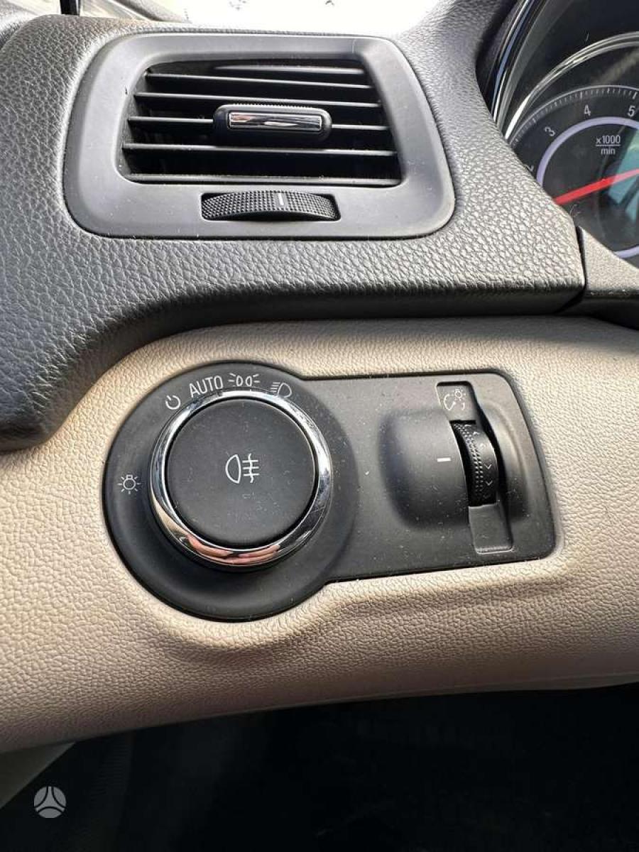 Zils Opel Insignia 2014 Viļņa, ar dzinēja tilpumu 1.96 L un nobraukumu 362 tūkst. km par 3900 €, foto 12 vietnē AUTOMOTO.COM.LV