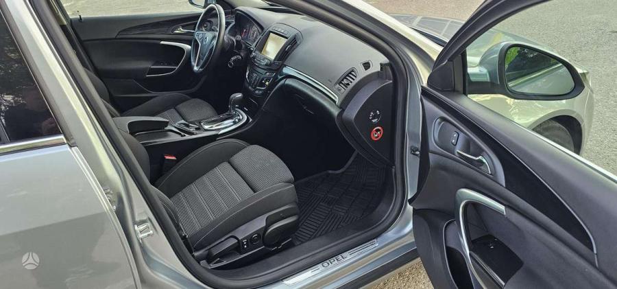 Zils Opel Insignia 2014 Jonava, ar dzinēja tilpumu 1.96 L un nobraukumu 280 tūkst. km par 4299 €, foto 22 vietnē AUTOMOTO.COM.LV