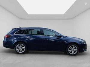 Blue Opel Insignia 2014 in Vilnius, with an engine capacity of 2.00 L and mileage of 303 thousand km for 5400 €, photo 6 on AUTOMOTO.COM.LV