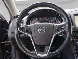 Blue Opel Insignia 2014 in Vilnius, with an engine capacity of 2.00 L and mileage of 303 thousand km for 5400 €, photo 11 on AUTOMOTO.COM.LV