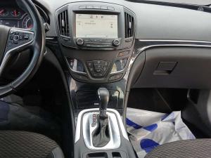Blue Opel Insignia 2014 in Vilnius, with an engine capacity of 2.00 L and mileage of 303 thousand km for 5400 €, photo 14 on AUTOMOTO.COM.LV