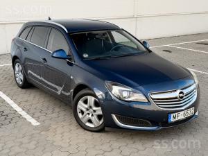 Blue Opel Insignia 2014 in Riga, with an engine capacity of 2.00 L and mileage of 202 thousand km for 6490 €, photo  on AUTOMOTO.COM.LV