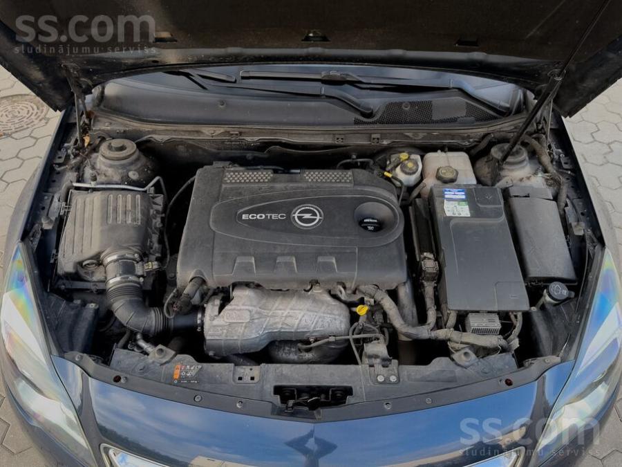 Zils Opel Insignia 2014 Rīga, ar dzinēja tilpumu 2.00 L un nobraukumu 202 tūkst. km par 6490 €, foto 6 vietnē AUTOMOTO.COM.LV