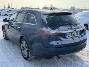 Blue Opel Insignia 2015 in Taurage, with an engine capacity of 1.96 L and mileage of 169 thousand km for 6200 €, photo  on AUTOMOTO.COM.LV