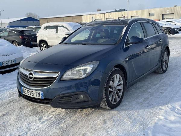 Blue Opel Insignia 2015 in Taurage, with an engine capacity of 1.96 L and mileage of 169 thousand km for 6200 €, photo 4 on AUTOMOTO.COM.LV