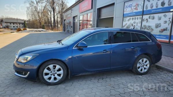 Zils Opel Insignia 2015 Madona, ar dzinēja tilpumu 2.00 L un nobraukumu 320 tūkst. km par 4500 €, foto 3 vietnē AUTOMOTO.COM.LV