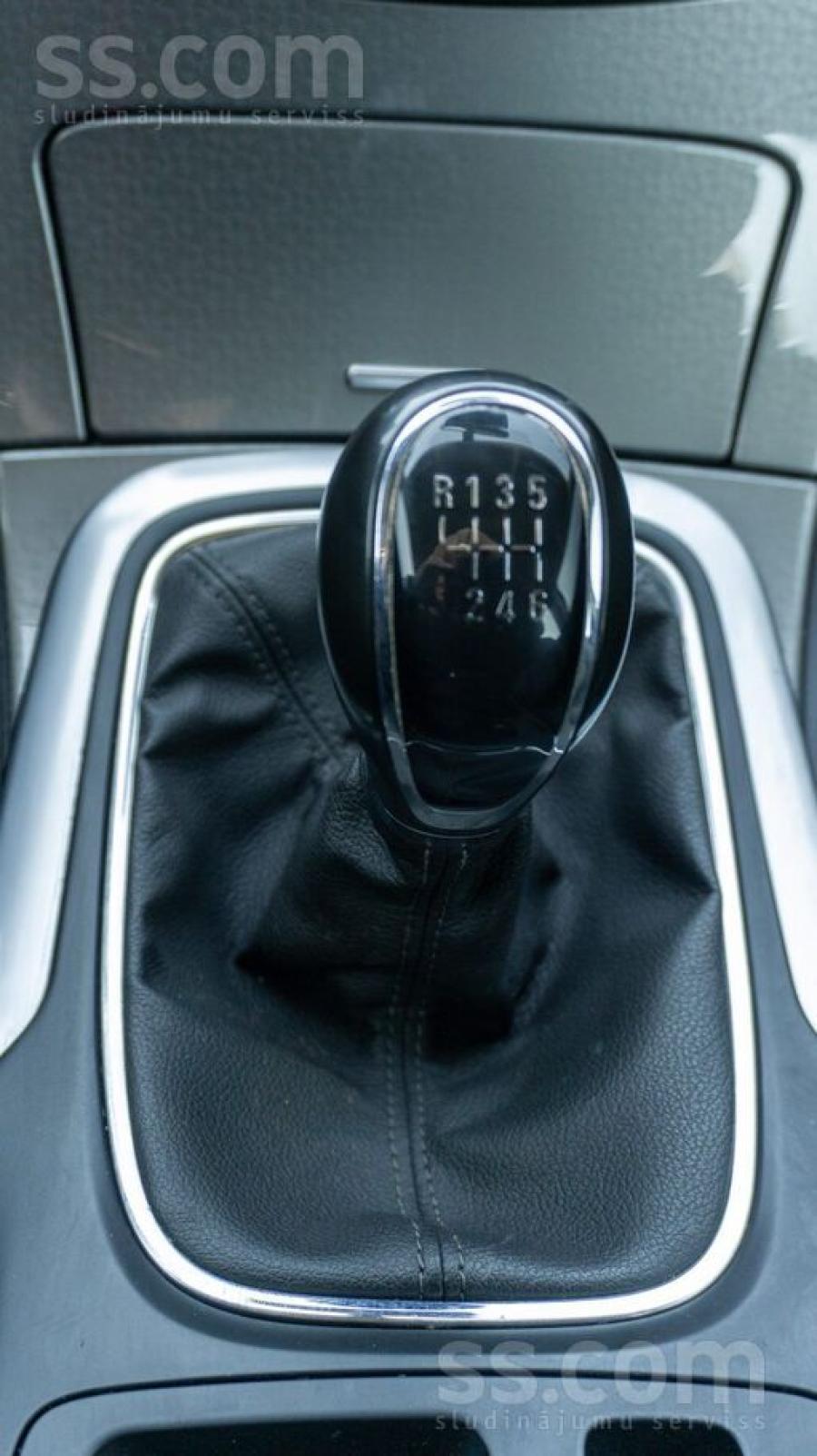 Zils Opel Insignia 2015 Rīga, ar dzinēja tilpumu 1.60 L un nobraukumu 271 tūkst. km par 6190 €, foto 15 vietnē AUTOMOTO.COM.LV
