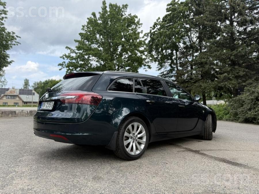 Blue Opel Insignia 2016 in Riga, with an engine capacity of 2.00 L and mileage of 183 thousand km for 7400 €, photo 5 on AUTOMOTO.COM.LV