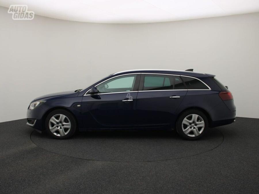 Blue Opel Insignia 2016 in Vilnius, with an engine capacity of 2.00 L and mileage of 216 thousand km for 8399 €, photo 6 on AUTOMOTO.COM.LV