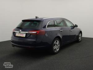 Blue Opel Insignia 2016 in Vilnius, with an engine capacity of 2.00 L and mileage of 216 thousand km for 8399 €, photo 8 on AUTOMOTO.COM.LV