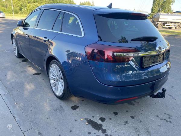 Blue Opel Insignia 2016 in Rokiskis, with an engine capacity of 1.60 L and mileage of 148 thousand km for 5999 €, photo 1 on AUTOMOTO.COM.LV
