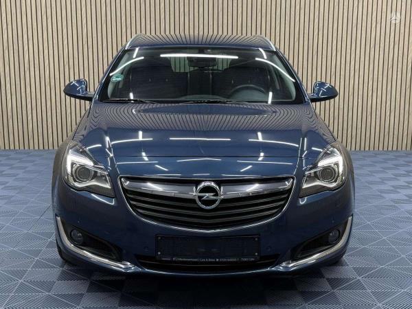 Blue Opel Insignia 2016 in Marijampole, with an engine capacity of 1.96 L and mileage of 251 thousand km for 5999 €, photo 4 on AUTOMOTO.COM.LV
