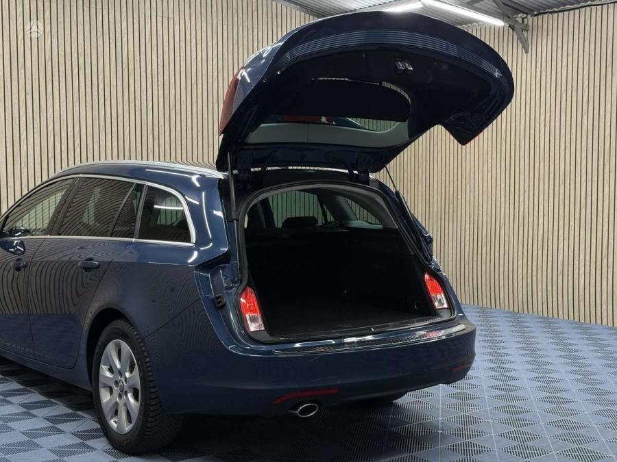 Zils Opel Insignia 2016 Marijampole, ar dzinēja tilpumu 1.96 L un nobraukumu 251 tūkst. km par 5999 €, foto 13 vietnē AUTOMOTO.COM.LV