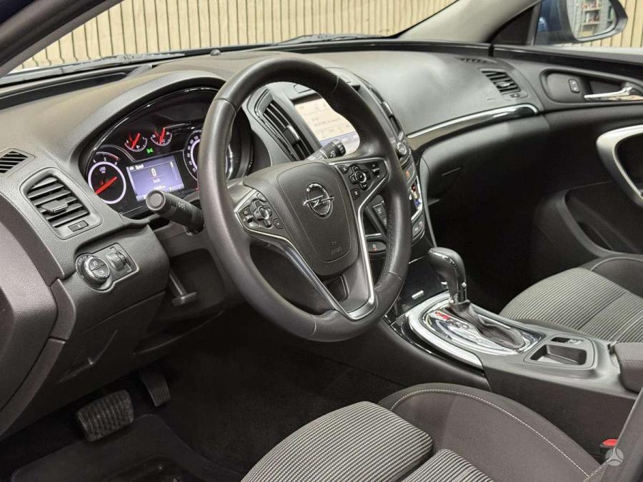 Zils Opel Insignia 2016 Marijampole, ar dzinēja tilpumu 1.96 L un nobraukumu 251 tūkst. km par 5999 €, foto 22 vietnē AUTOMOTO.COM.LV
