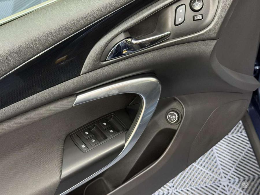 Zils Opel Insignia 2016 Marijampole, ar dzinēja tilpumu 1.96 L un nobraukumu 251 tūkst. km par 5999 €, foto 23 vietnē AUTOMOTO.COM.LV