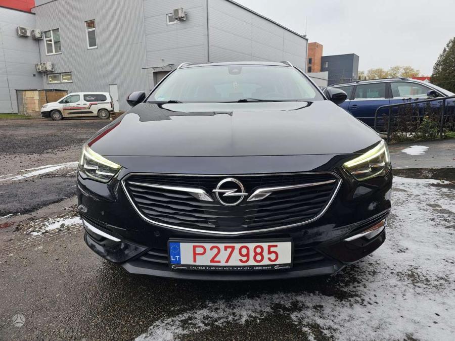 Blue Opel Insignia 2017 in Marijampole, with an engine capacity of 1.96 L and mileage of 173 thousand km for 11700 €, photo 2 on AUTOMOTO.COM.LV