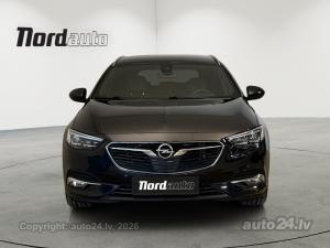 Blue Opel Insignia 2017 in Tallinn, with an engine capacity of 2.00 L and mileage of 172 thousand km for 9900 €, photo 4 on AUTOMOTO.COM.LV