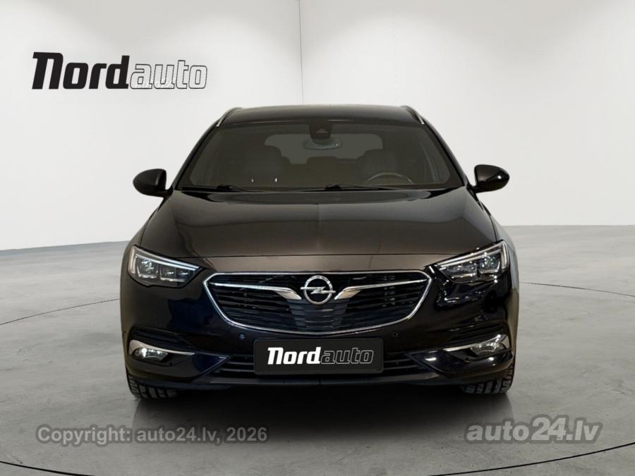 Blue Opel Insignia 2017 in Tallinn, with an engine capacity of 2.00 L and mileage of 172 thousand km for 9900 €, photo 4 on AUTOMOTO.COM.LV