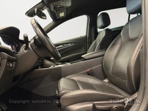 Blue Opel Insignia 2017 in Tallinn, with an engine capacity of 2.00 L and mileage of 172 thousand km for 9900 €, photo 6 on AUTOMOTO.COM.LV