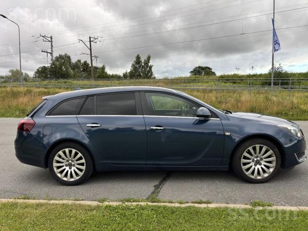 Zils Opel Insignia 2017 Rīga, ar dzinēja tilpumu 1.60 L un nobraukumu 252 tūkst. km par 6100 €, foto 1 vietnē AUTOMOTO.COM.LV