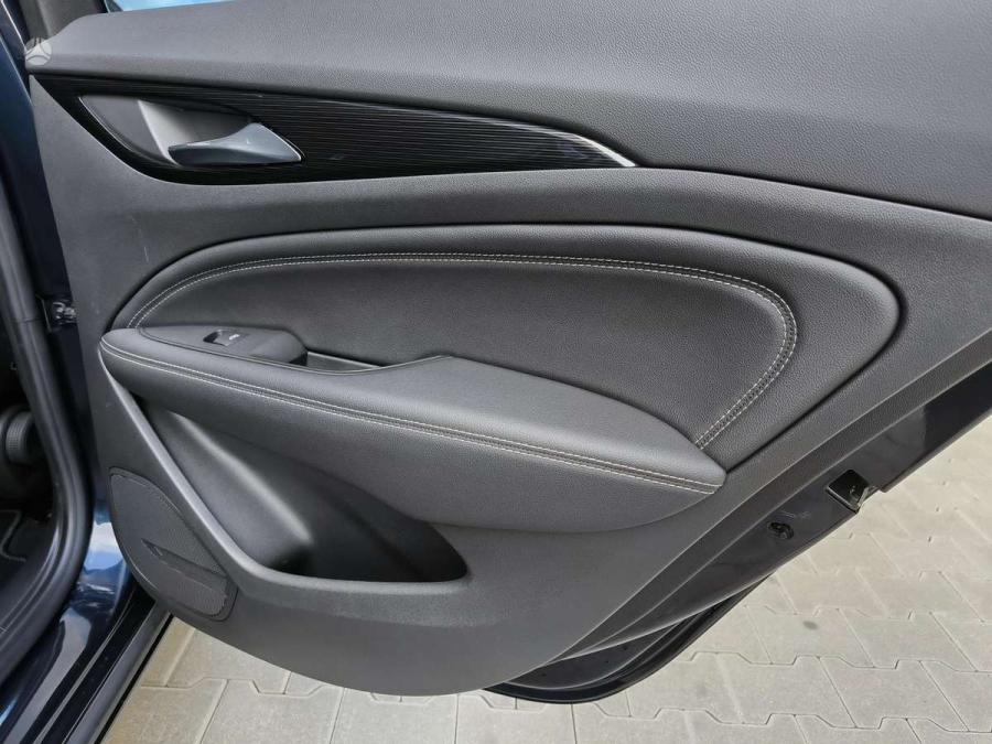 Zils Opel Insignia 2017 Klaipėda, ar dzinēja tilpumu 2.00 L un nobraukumu 272 tūkst. km par 9500 €, foto 23 vietnē AUTOMOTO.COM.LV
