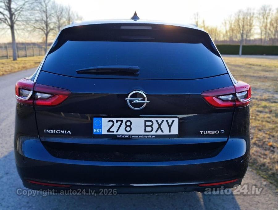 Blue Opel Insignia 2018 in Tallinn, with an engine capacity of 1.60 L and mileage of 151 thousand km for 11950 €, photo 3 on AUTOMOTO.COM.LV