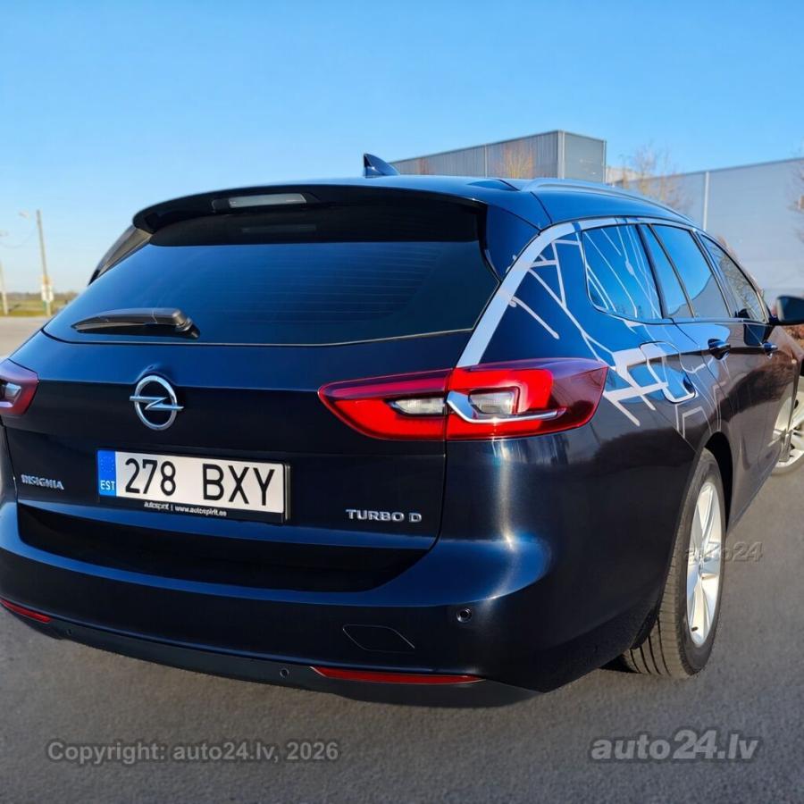 Blue Opel Insignia 2018 in Tallinn, with an engine capacity of 1.60 L and mileage of 151 thousand km for 11950 €, photo 8 on AUTOMOTO.COM.LV