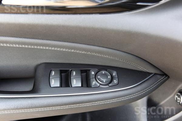Zils Opel Insignia 2018 Tukums, ar dzinēja tilpumu 1.60 L un nobraukumu 192 tūkst. km par 7900 €, foto 10 vietnē AUTOMOTO.COM.LV
