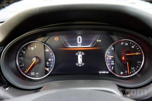 Zils Opel Insignia 2018 Tukums, ar dzinēja tilpumu 1.60 L un nobraukumu 192 tūkst. km par 7900 €, foto 16 vietnē AUTOMOTO.COM.LV