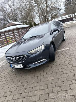 Blue Opel Insignia 2018 in Riga, with an engine capacity of 1.60 L and mileage of 216 thousand km for 10500 €, photo 11 on AUTOMOTO.COM.LV