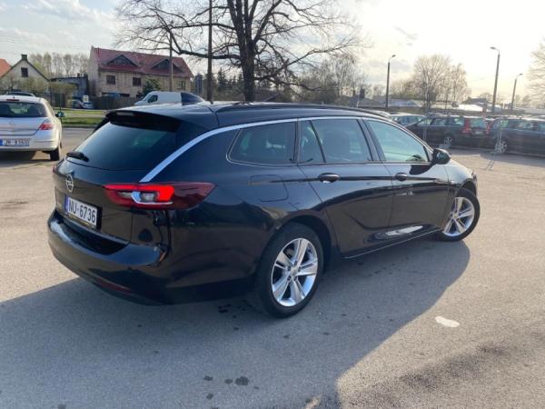 Blue Opel Insignia 2018 in Riga, with an engine capacity of 1.60 L and mileage of 205 thousand km for 10950 €, photo 4 on AUTOMOTO.COM.LV