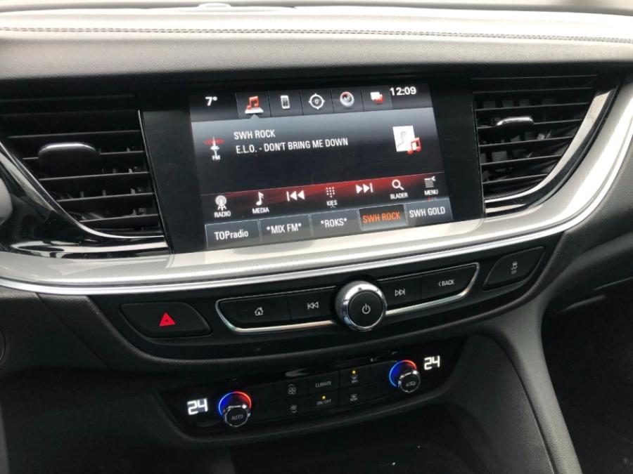 Zils Opel Insignia 2018 Rīga, ar dzinēja tilpumu 1.60 L un nobraukumu 205 tūkst. km par 10950 €, foto 13 vietnē AUTOMOTO.COM.LV