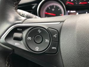 Zils Opel Insignia 2018 Rīga, ar dzinēja tilpumu 1.60 L un nobraukumu 205 tūkst. km par 10950 €, foto 16 vietnē AUTOMOTO.COM.LV