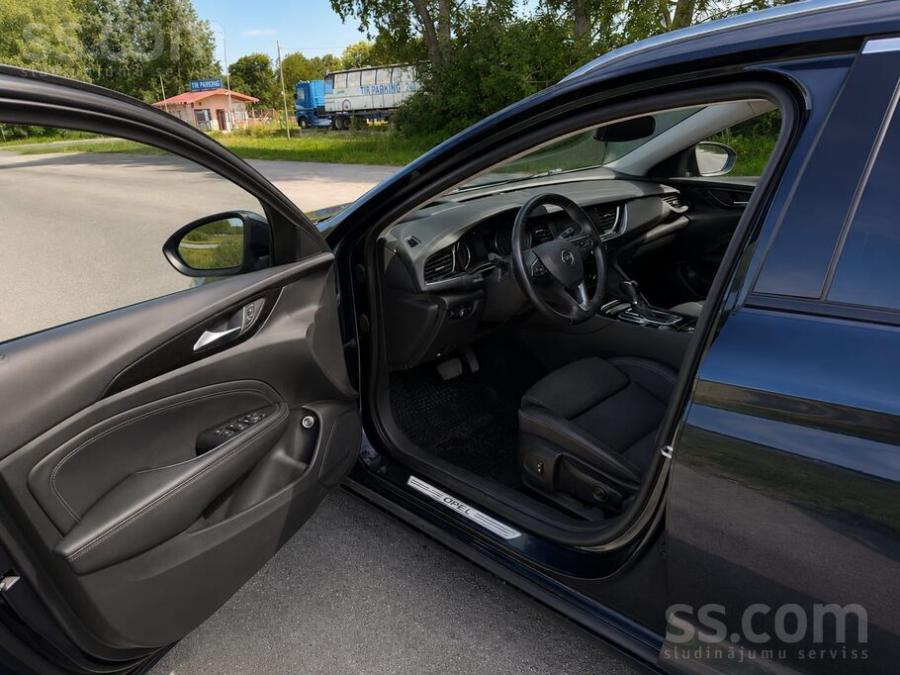 Blue Opel Insignia 2018 in Riga, with an engine capacity of 2.00 L and mileage of 174 thousand km for 7200 €, photo 11 on AUTOMOTO.COM.LV