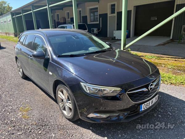 Blue Opel Insignia 2018 in Tallinn, with an engine capacity of 1.60 L and mileage of 123 thousand km for 5500 €, photo 1 on AUTOMOTO.COM.LV