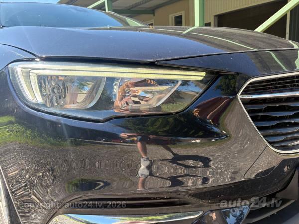 Blue Opel Insignia 2018 in Tallinn, with an engine capacity of 1.60 L and mileage of 123 thousand km for 5500 €, photo 3 on AUTOMOTO.COM.LV