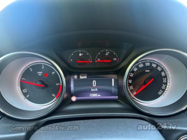 Blue Opel Insignia 2018 in Tallinn, with an engine capacity of 1.60 L and mileage of 123 thousand km for 5500 €, photo 8 on AUTOMOTO.COM.LV