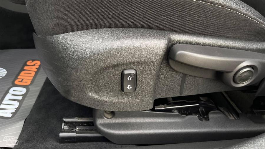 Zils Opel Insignia 2018 Marijampole, ar dzinēja tilpumu 2.00 L un nobraukumu 280 tūkst. km par 8990 €, foto 34 vietnē AUTOMOTO.COM.LV
