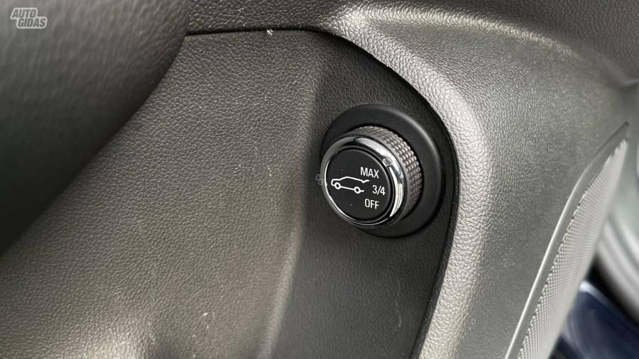 Zils Opel Insignia 2018 Marijampole, ar dzinēja tilpumu 2.00 L un nobraukumu 280 tūkst. km par 8990 €, foto 35 vietnē AUTOMOTO.COM.LV