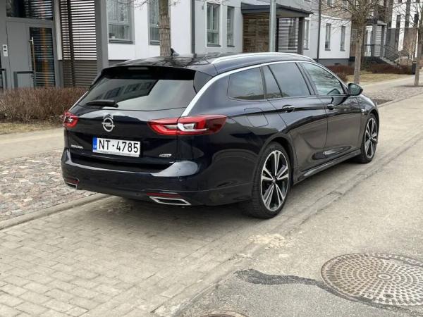 Blue Opel Insignia 2019 in Riga, with an engine capacity of 2.00 L and mileage of 175 thousand km for 16800 €, photo 3 on AUTOMOTO.COM.LV