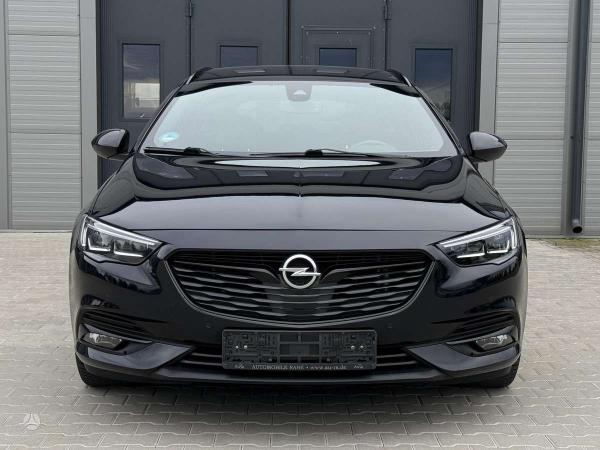 Blue Opel Insignia 2019 in Marijampole, with an engine capacity of 1.96 L and mileage of 138 thousand km for 12600 €, photo 4 on AUTOMOTO.COM.LV