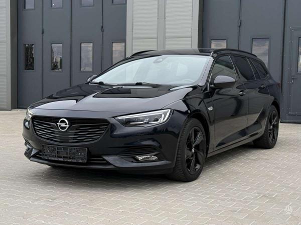 Blue Opel Insignia 2019 in Marijampole, with an engine capacity of 1.96 L and mileage of 138 thousand km for 12600 €, photo 5 on AUTOMOTO.COM.LV