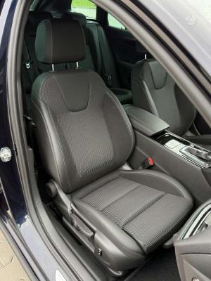 Blue Opel Insignia 2019 in Marijampole, with an engine capacity of 1.96 L and mileage of 138 thousand km for 12600 €, photo 16 on AUTOMOTO.COM.LV