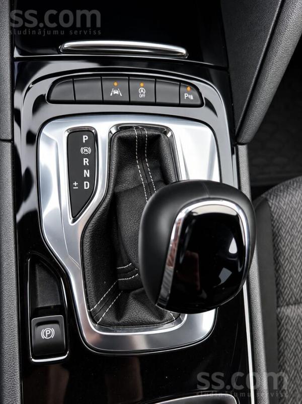 Zils Opel Insignia 2021 Rīga, ar dzinēja tilpumu 1.60 L un nobraukumu 136 tūkst. km par 9000 €, foto 11 vietnē AUTOMOTO.COM.LV